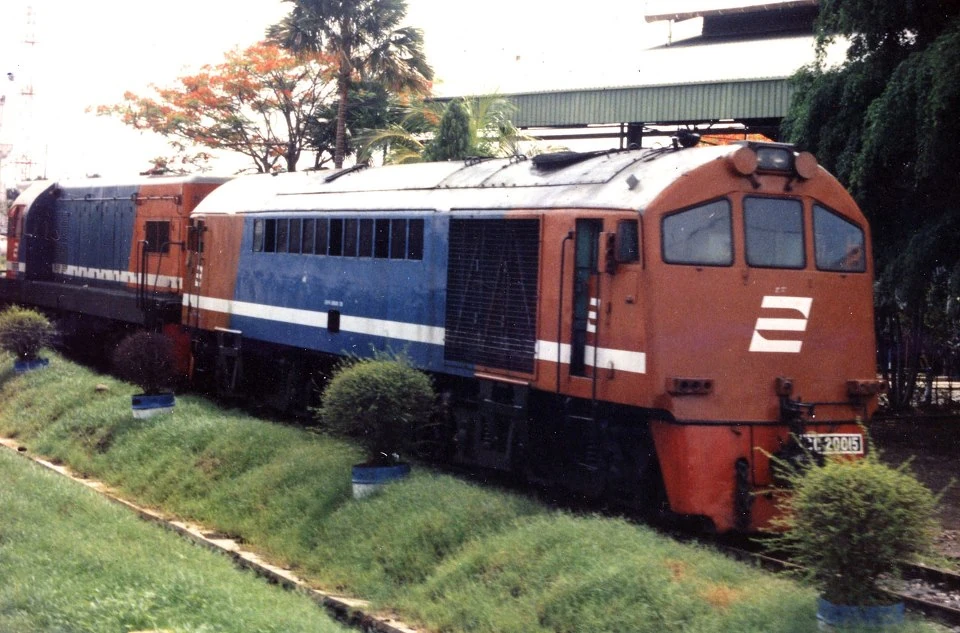 Lokomotif CC200 | Kereta Api Indonesia Wiki | Fandom