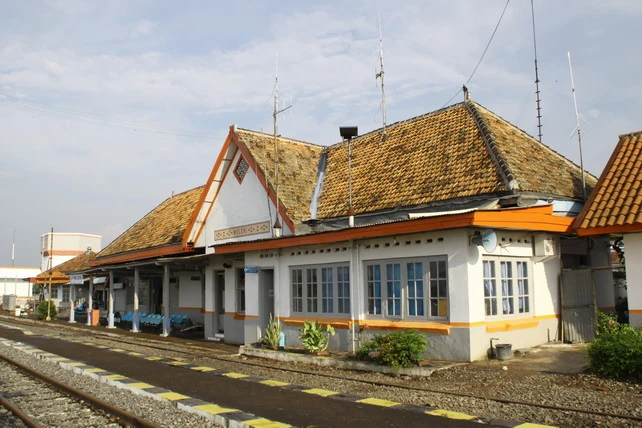 Stasiun Weleri | Kereta Api Indonesia Wiki | Fandom