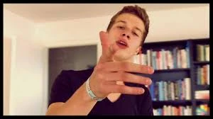 Cashisclay | Rapbattle Wikia | Fandom