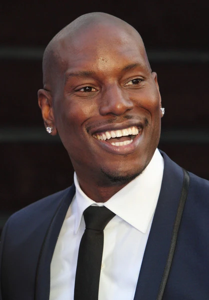 Roman Pearce | Rapides et Dangereux Wiki | Fandom