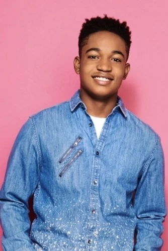 Booker Baxter-Carter | Raven's Home Wiki | Fandom