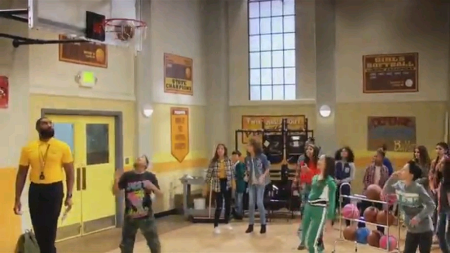 Tess Freestyles | Raven's Home Wiki | Fandom