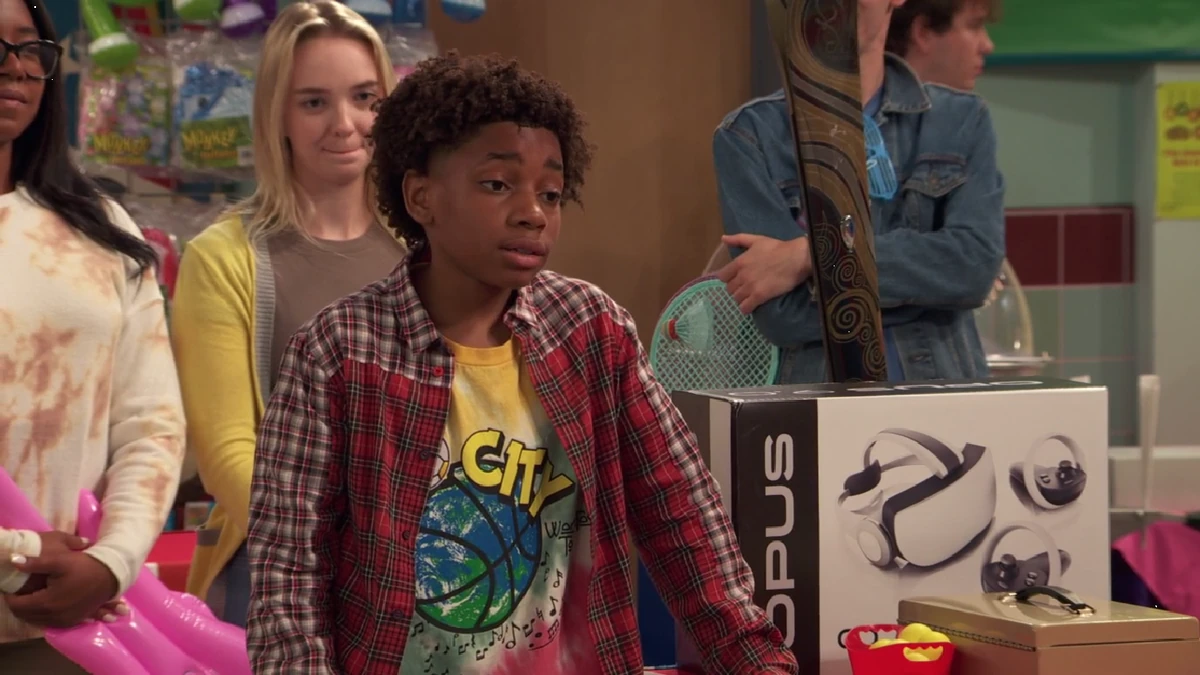 Dylan | Raven's Home Wiki | Fandom