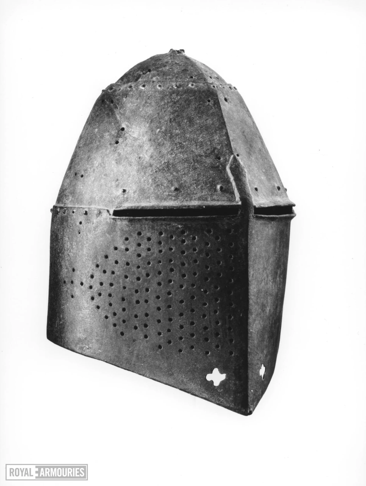 Topfhelm | Realms of Tohre Wiki | Fandom