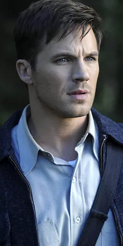 Warren Caufield | RE Chronicles Wiki | Fandom