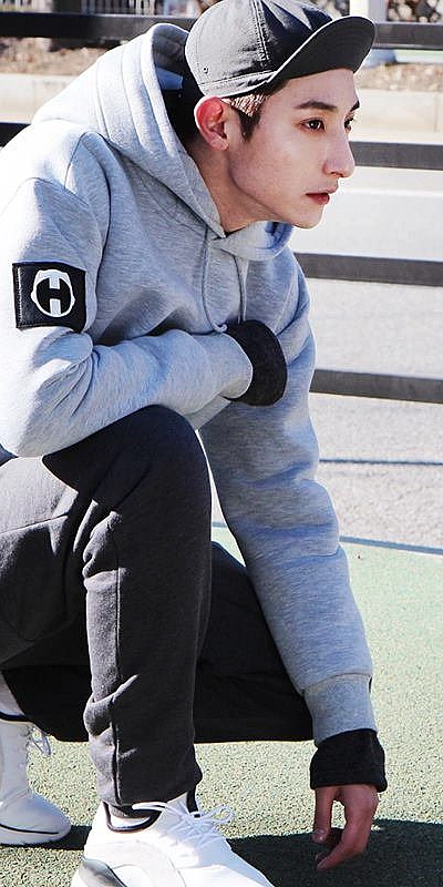 Lyle Moon | RE Chronicles Wiki | Fandom