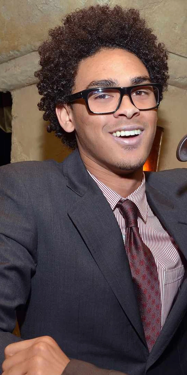 Logan Jones | RE Chronicles Wiki | Fandom