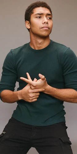 Derek Cross | RE Chronicles Wiki | Fandom