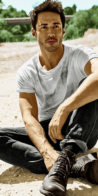 Charlie Lobo | RE Chronicles Wiki | Fandom