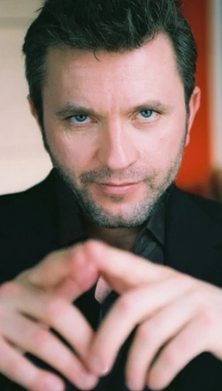 Robert Osbourne | RE Chronicles Wiki | Fandom