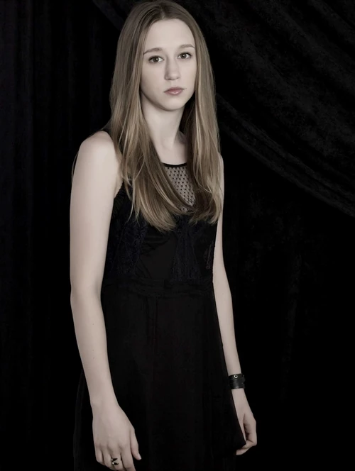 Vicky D'Tremmont | RE Chronicles Wiki | Fandom