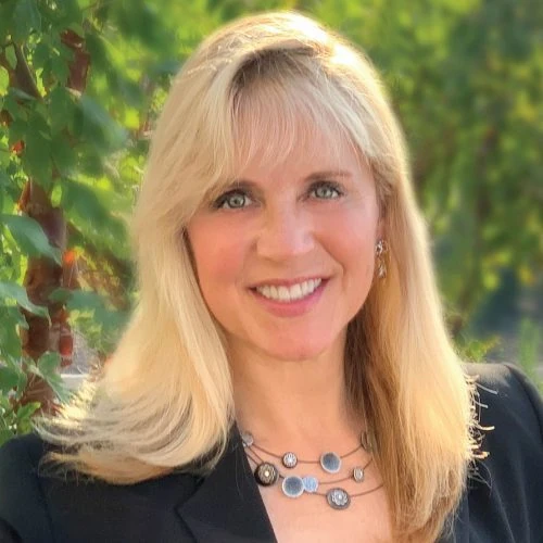 Beverly Kris Jeager-Helton | Red Link Wiki | Fandom