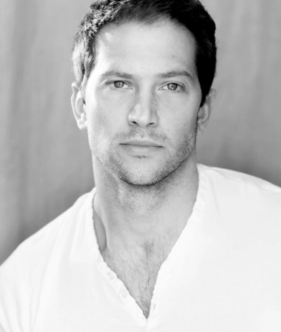 Luke Roberts | Reign Wiki | Fandom