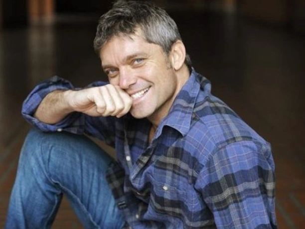 Gil Darnell/Gallery | Reign Wiki | Fandom