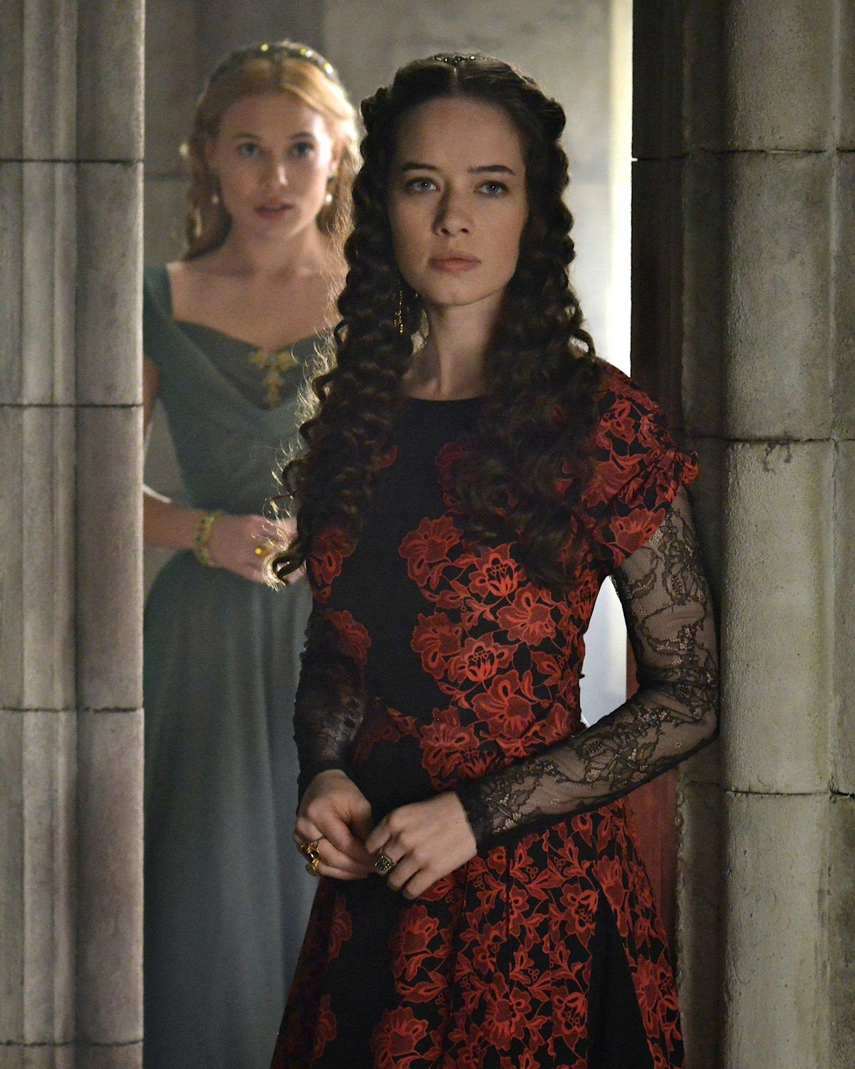Lola and Greer | Reign CW Wiki | Fandom