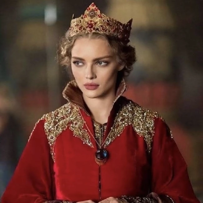 Empress Sibylla | The Reign of Women Wiki | Fandom