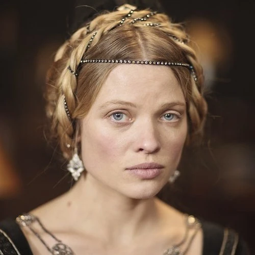 Darlyne Mullyn | The Reign of Women Wiki | Fandom