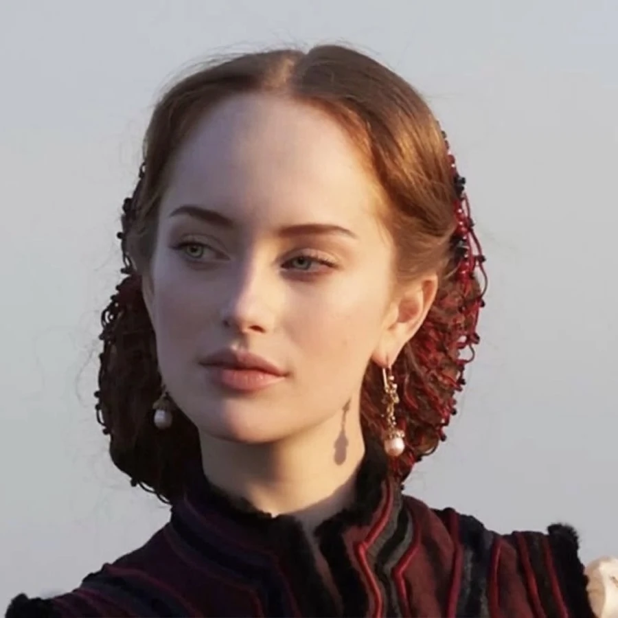 Isleen Woodville | The Reign of Women Wiki | Fandom