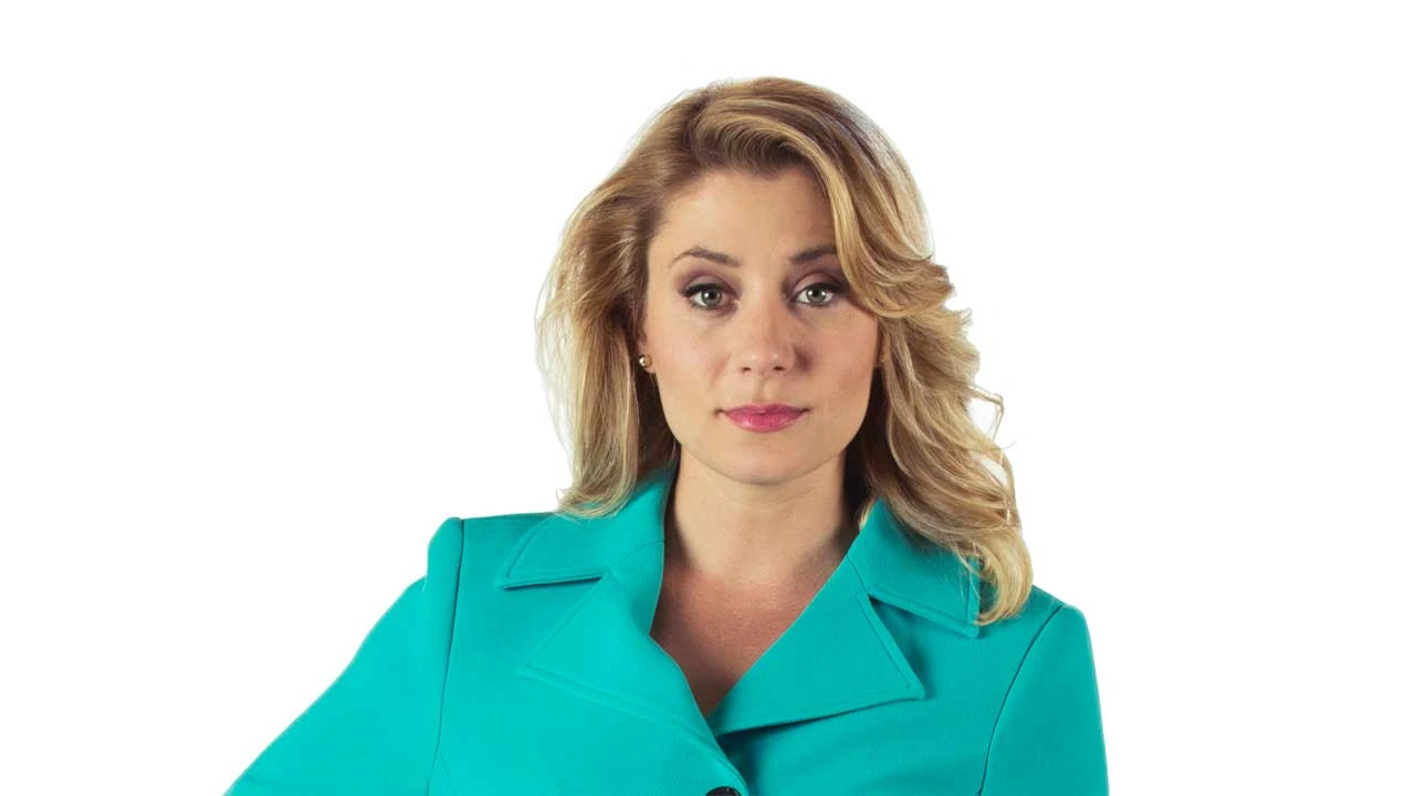 Leslie Bennett | Republic of Doyle Wiki | Fandom