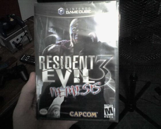 User blog:Ccrogers15/FOR SALE: RESIDENT EVIL 3: NEMESIS- GAMECUBE ...