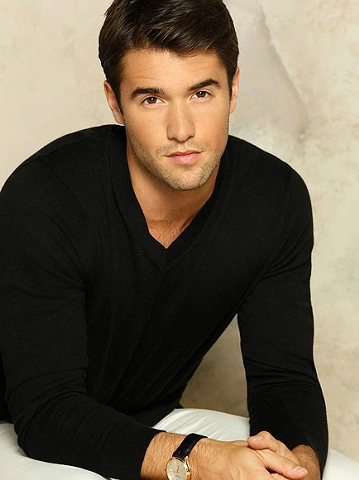 Daniel Grayson | Wiki Revenge | Fandom