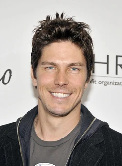 Michael Trucco | Revenge ABC Wiki | Fandom