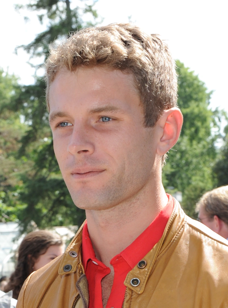 Sebastian Pigott | Revenge ABC Wiki | Fandom