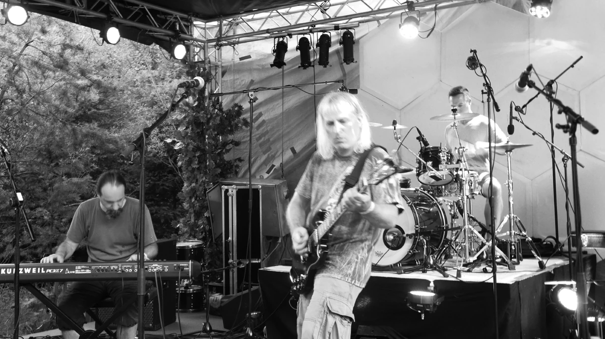 Aerolith | Riffipedia - The Stoner Rock Wiki | Fandom