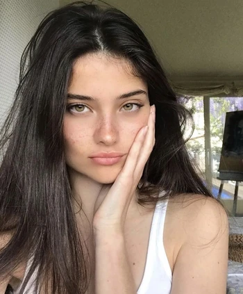 Astrid Clifford | Rina Kent Verse Wiki | Fandom
