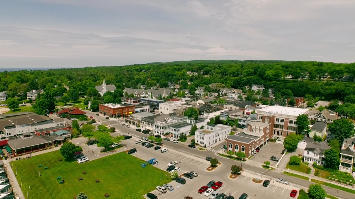 Catégorie:Lieux Riverdale | Wiki Riverdale | Fandom