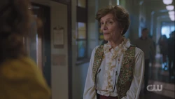 Doris Bell | Archieverse Wiki | Fandom