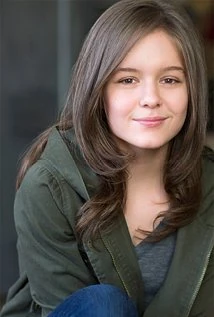 Izabela Vidovic | Wonder Wiki | Fandom