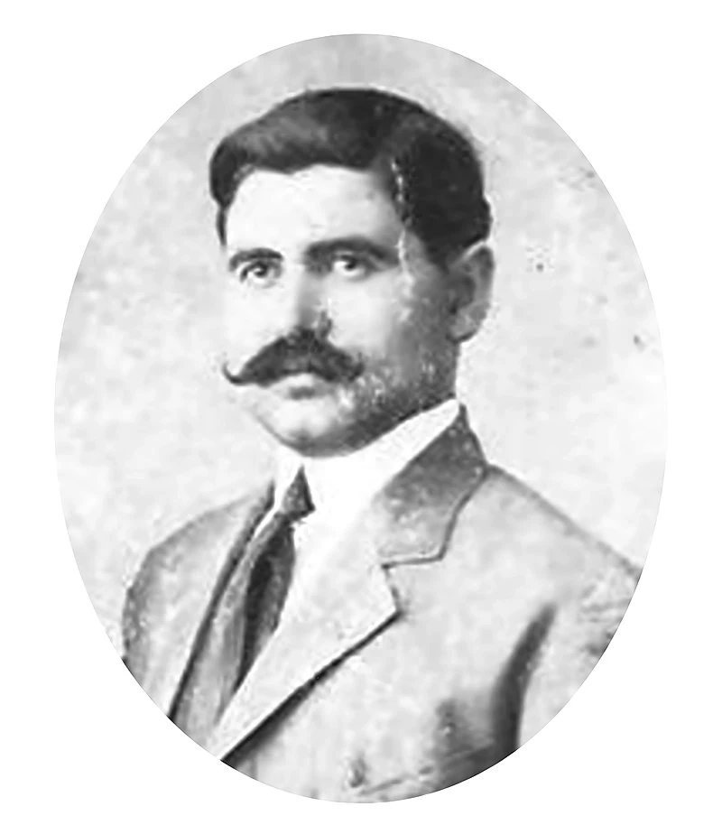 Julián Padrón Manent | R.M.S. Titanic Wiki | Fandom
