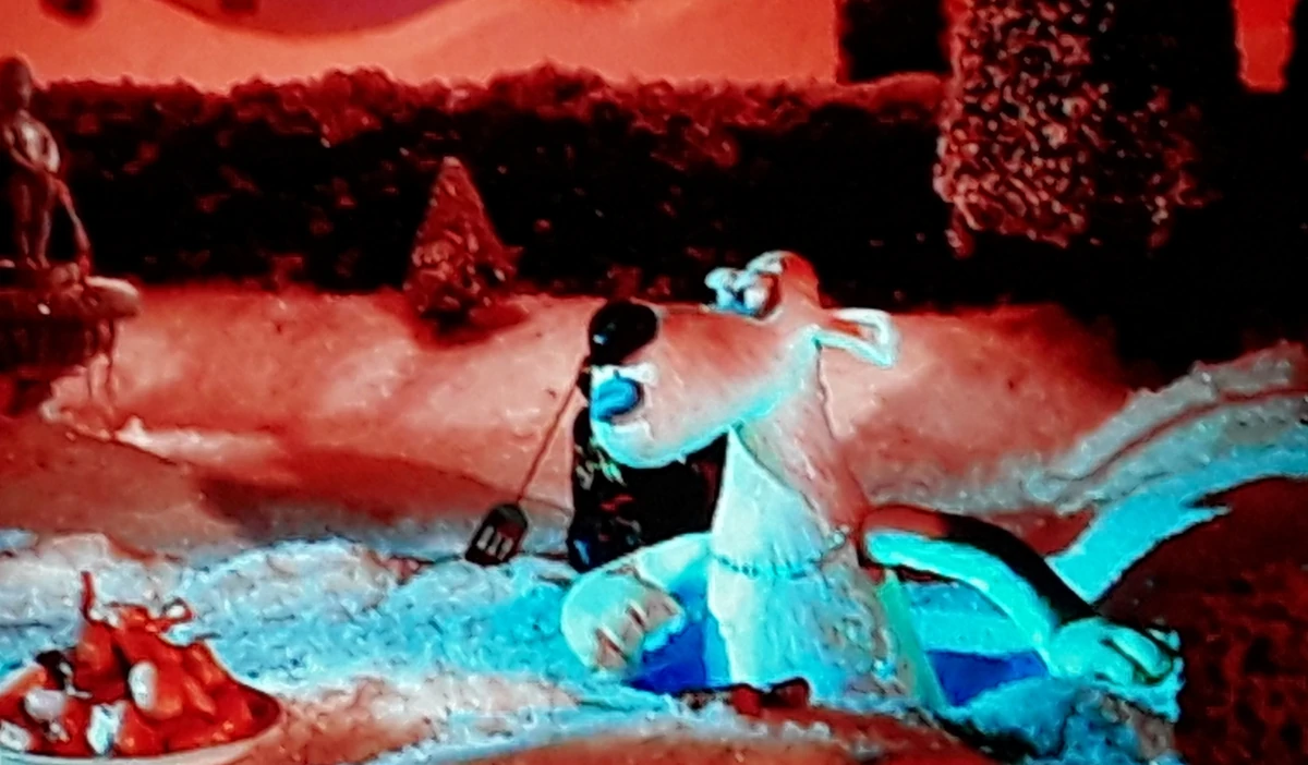 Polar Bear (Hooves of Fire) | Robbie The Reindeer Wiki | Fandom