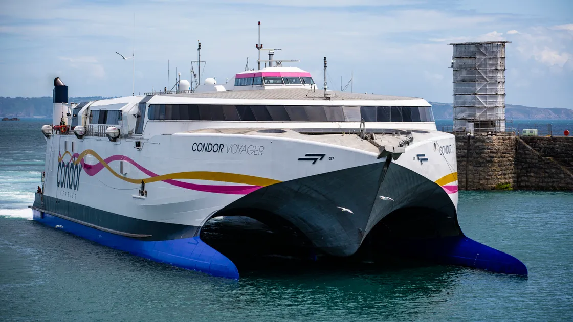 HSC Condor Voyager | ROBLOX Maritime Wiki | Fandom