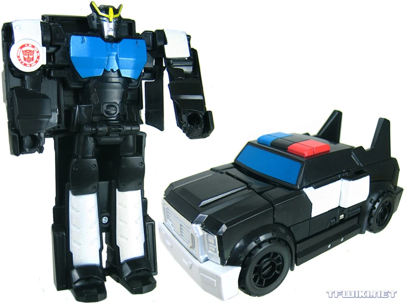 One-Step Changers Patrol Mode Strongarm | Transformers: Robots in ...