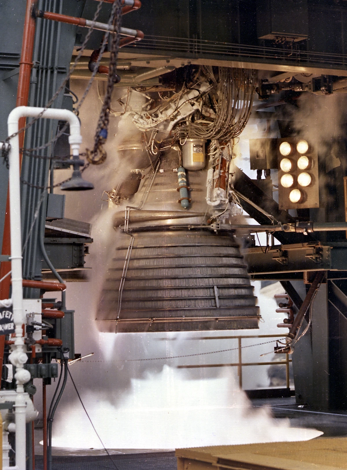 Rocketdyne J-2 | Launch Vehicle Wiki | Fandom