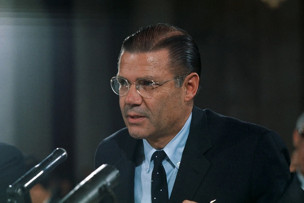 Robert McNamara | Rol Benigno Wiki | Fandom