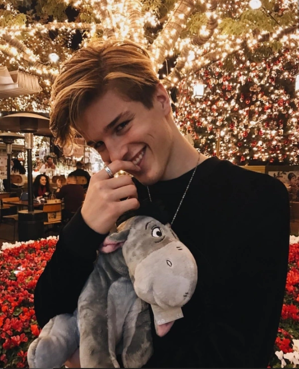 Jonathan | Wiki Rp | Fandom