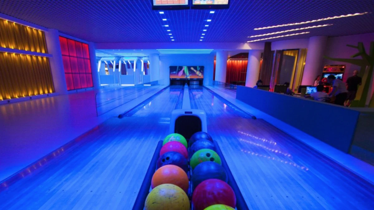 Blue Bowling Alley | Rolling Sky Fan Wiki | Fandom