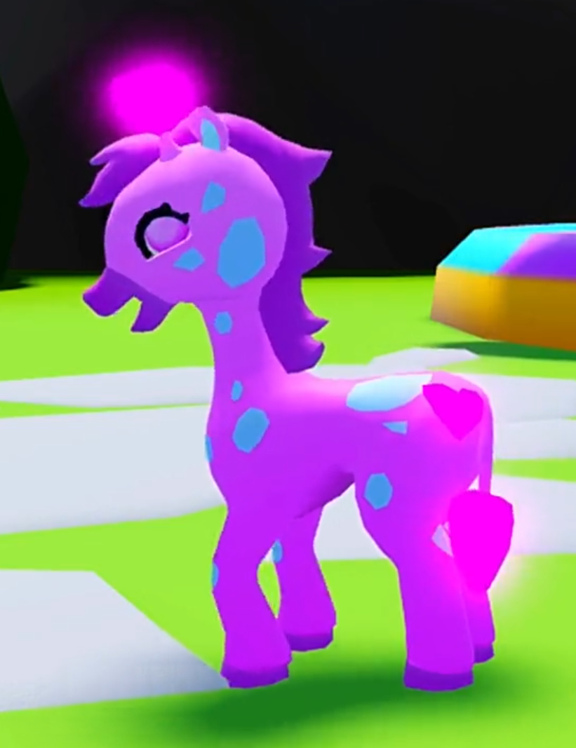 Shiny Pureheart Giraffe | RoPets Wiki | Fandom