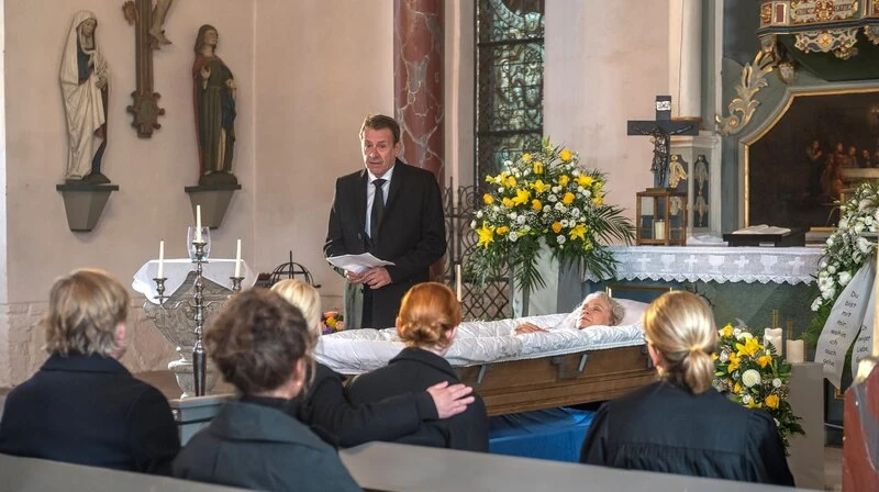 Folge 3709 | Rote Rosen Wiki | Fandom