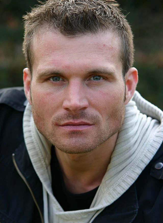 Stefan Kayser | Rote Rosen Wiki | Fandom