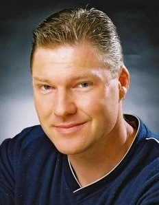 Russell Frost | Round The Twist Wiki | Fandom