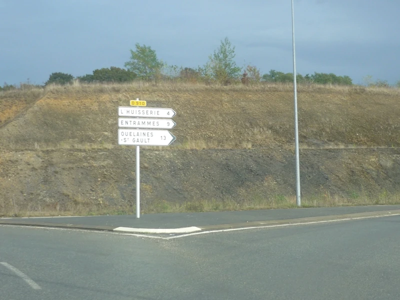 Route départementale française D910 (53) | WikiSara | Fandom