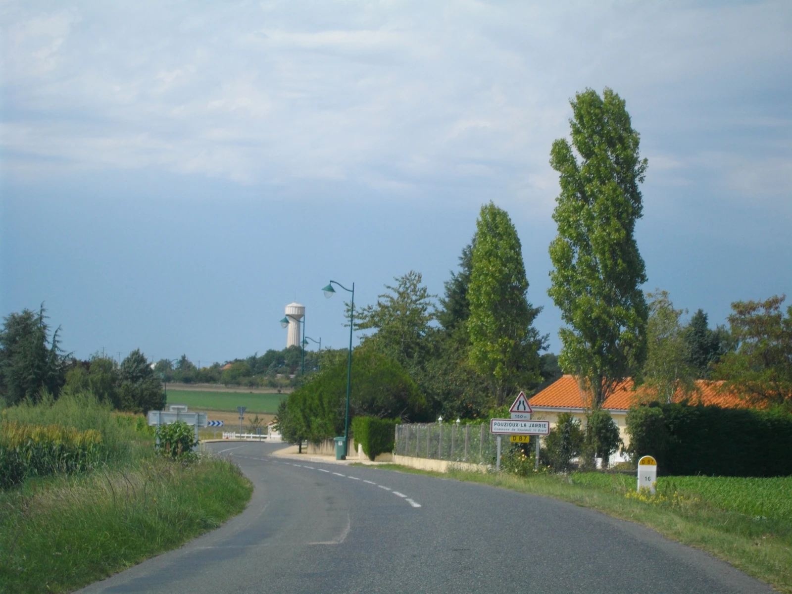 Route départementale française D87 (86) | WikiSara | Fandom