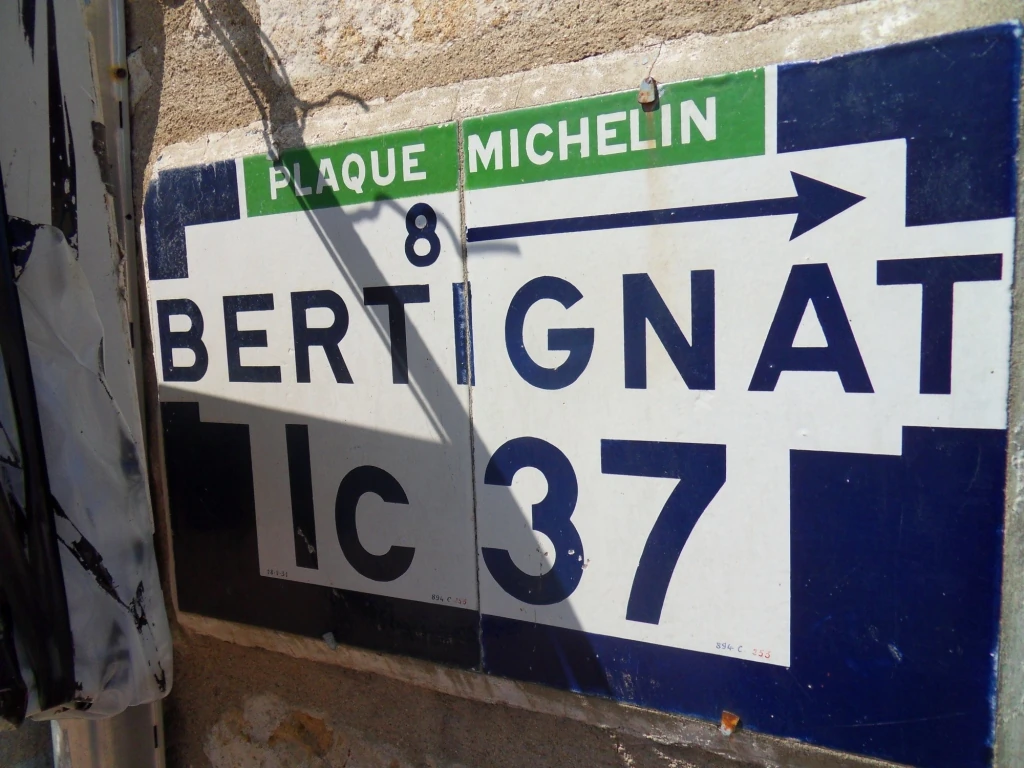 Route départementale française D37 (63) | WikiSara | Fandom