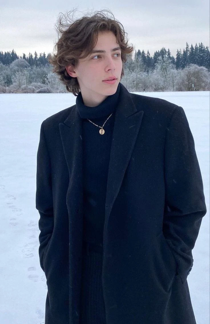 Alex Louise | Wiki RPG - Rise of the Titans | Fandom