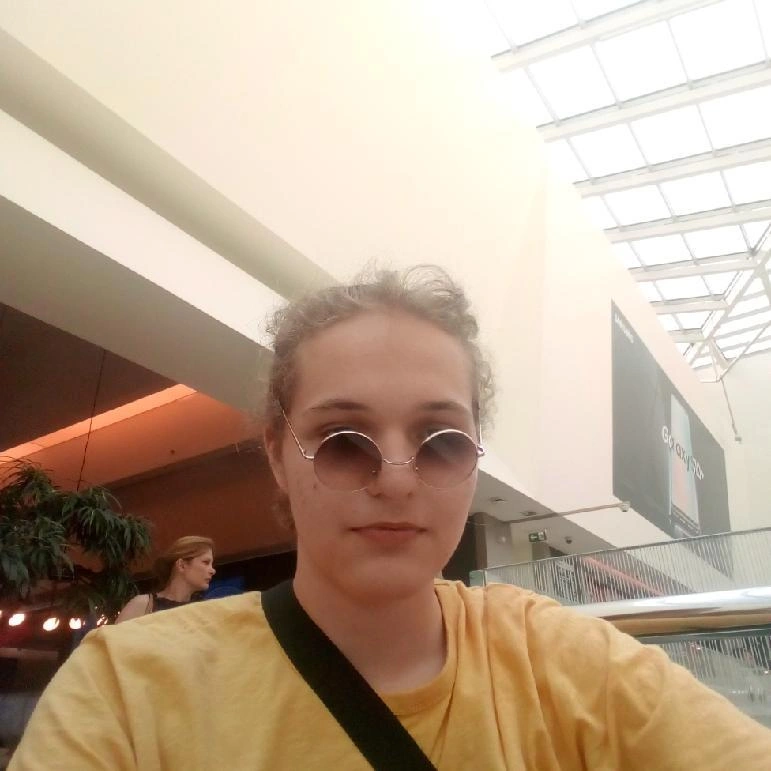 Lavina | RSurvivor Wiki | Fandom