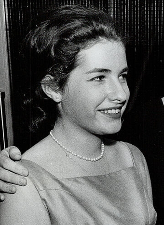 Janis Orenstein | Rudolph The Red Nosed Reindeer Wiki | Fandom